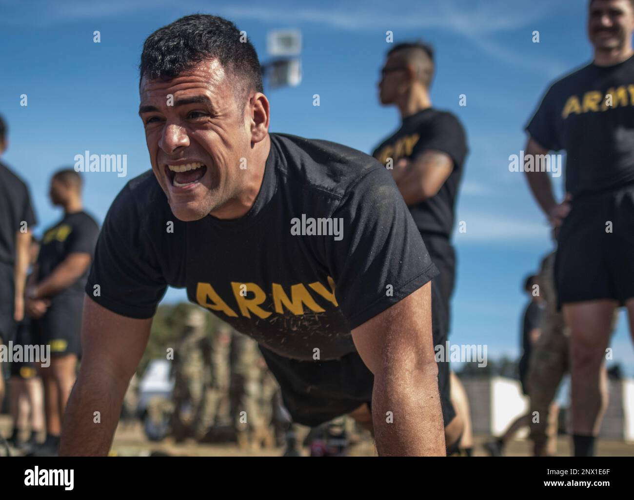 423rd military police company hi-res stock photography and images - Alamy