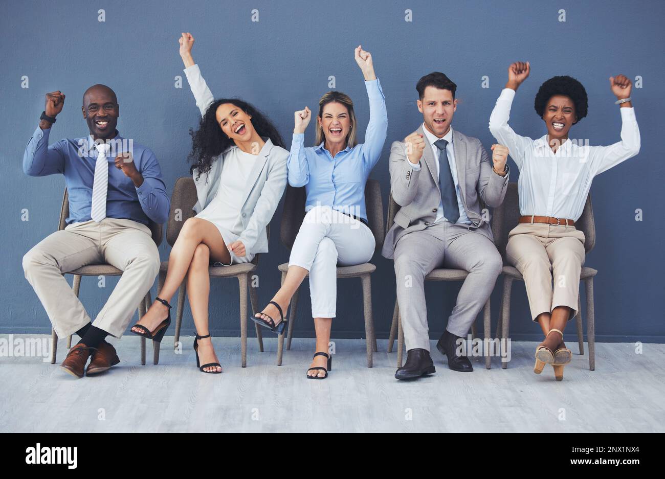 Office intern diversity hi-res stock photography and images - Alamy