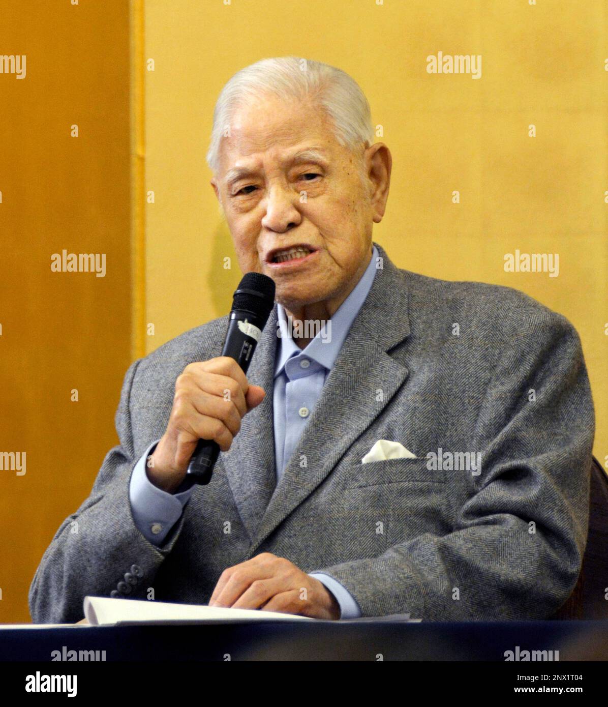 Former Taiwanese President Lee Teng-hui speaks at a welcome dinner in ...