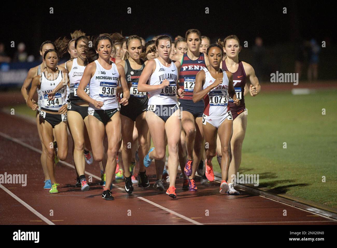 Michigan State's Erin McDonald (930), Villanova's Nicole Hutchinson ...