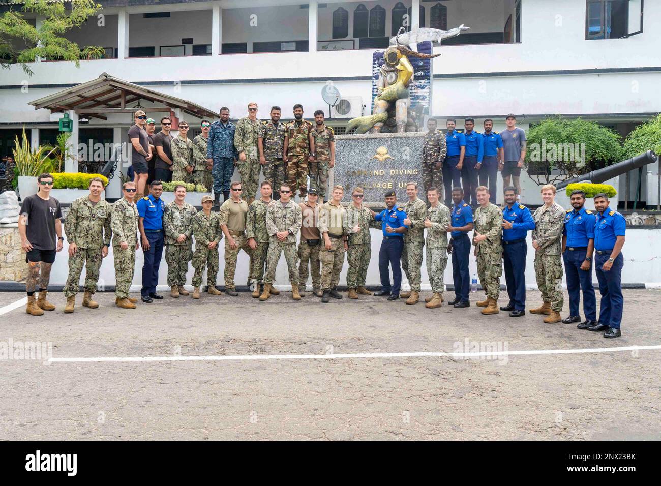 230126-N-HG389-0060 TRICOMALEE, Sri Lanka (Jan. 26, 2023) U.S. and Sri ...