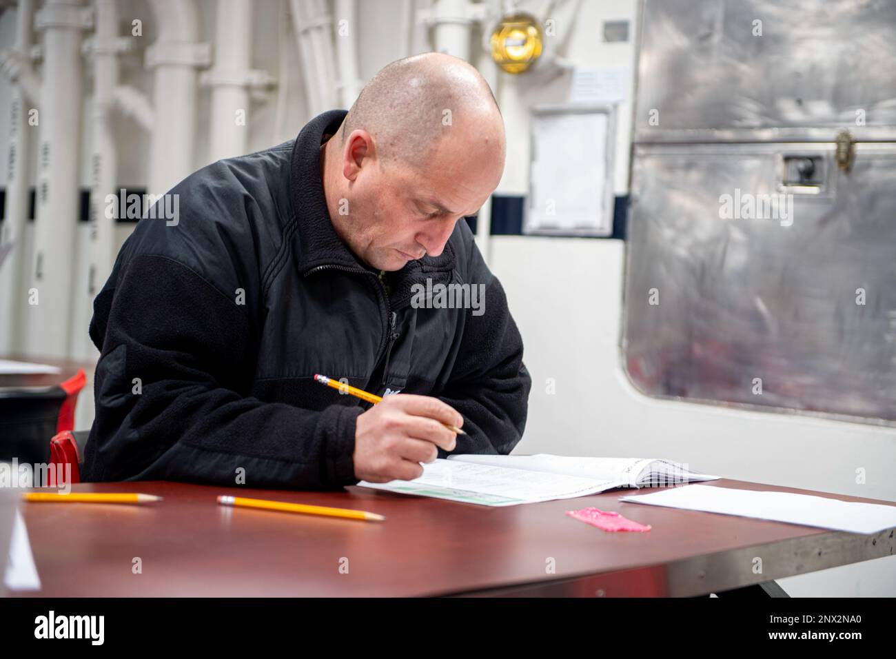 SAN DIEGO (Jan. 19, 2023) Aviation Boatswain’s Mate (Fuel) 1st Class ...