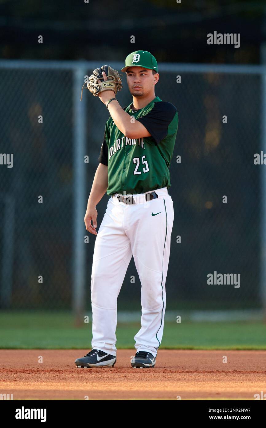 Dartmouth Big Green third baseman Justin Fowler (25) uses his glove to ...