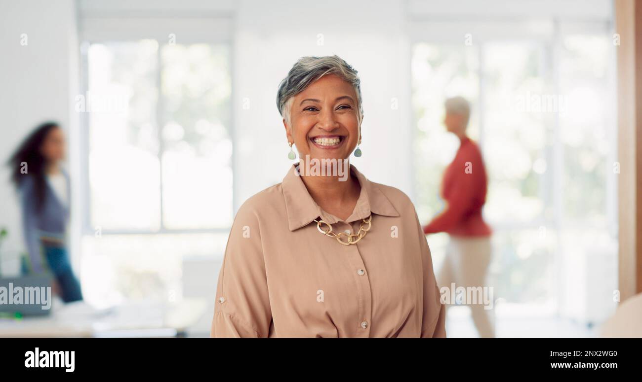Senior business woman, leadership and smile for management, vision or ...