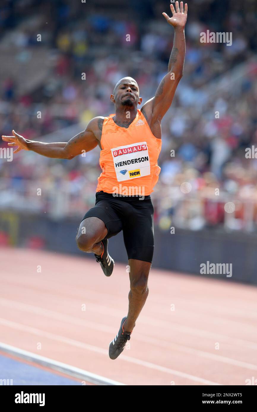 Jeff Henderson aka Jeffrey Henderson (USA) places second in the long ...