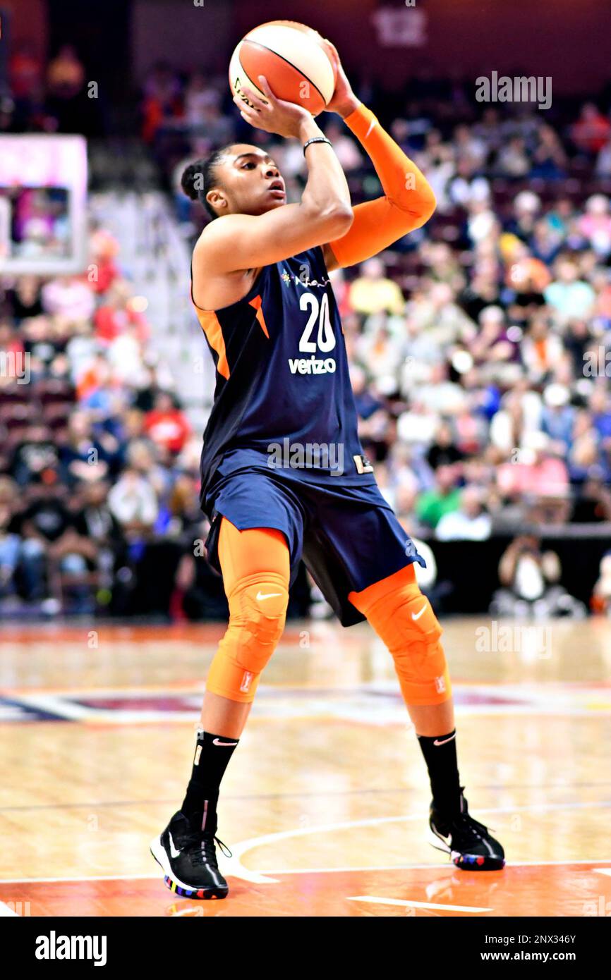June 13, 2018: Connecticut Sun guard, Alex Bentley, looks to shoot a ...