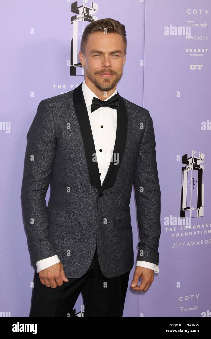 Photo by: zz/Victor Malafronte/STAR MAX/IPx 2018 6/12/18 Derek Hough at ...