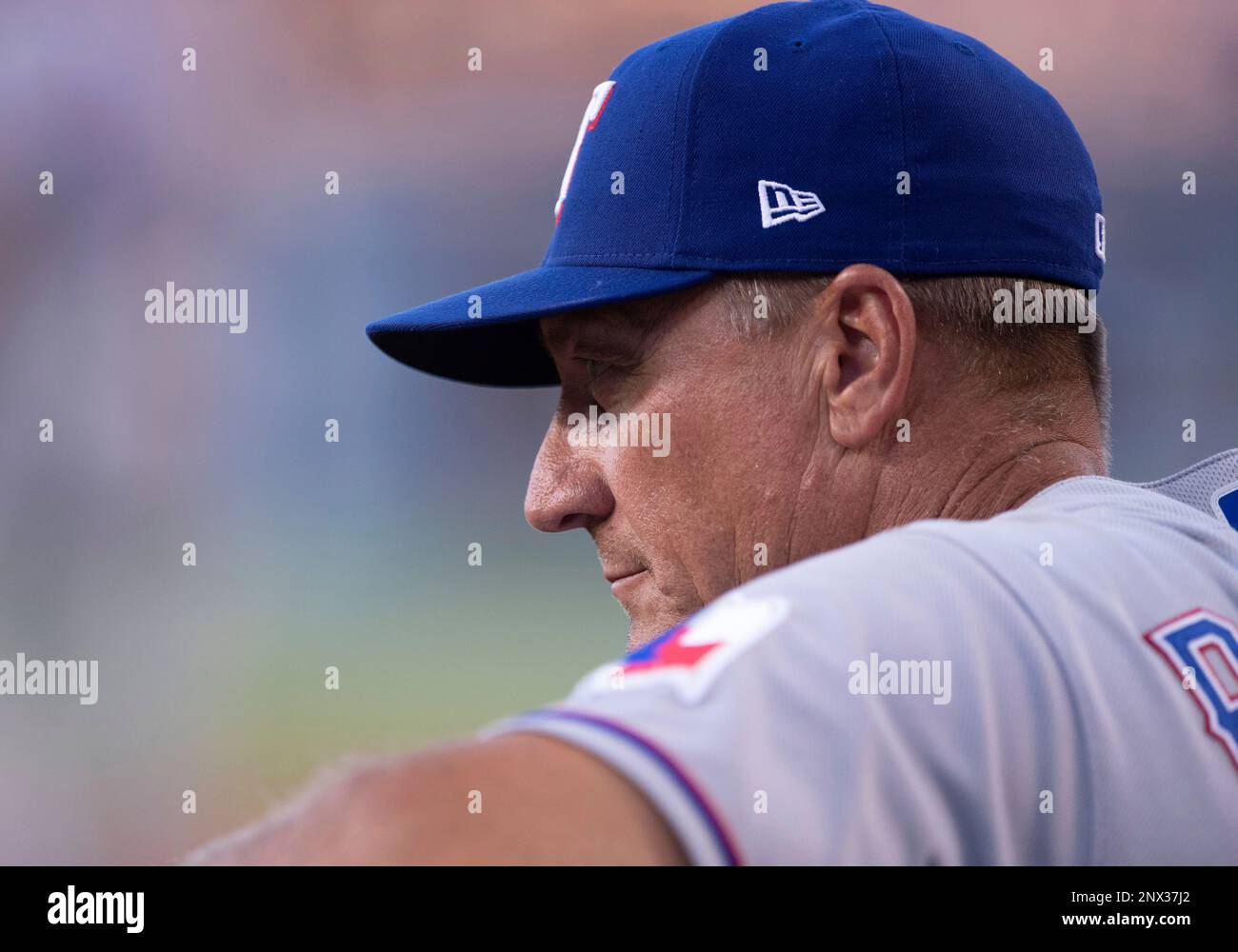 LOS ANGELES, CA - JUNE 12: Texas Rangers manager Jeff Banister (28 ...