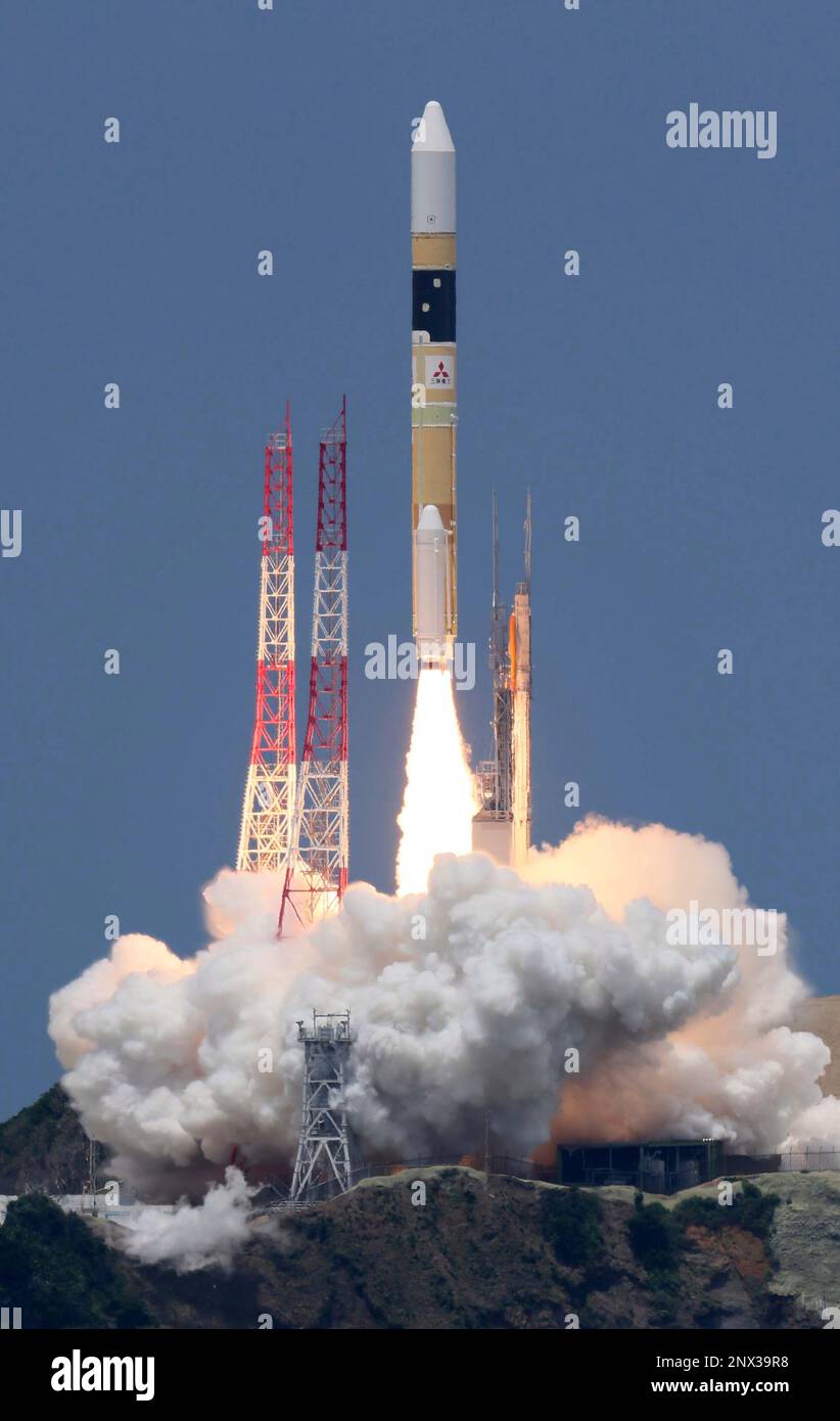 A H2A rocket No.39 carrying an Information Gathering Satellite (IGS) launches from Tanegashima ...