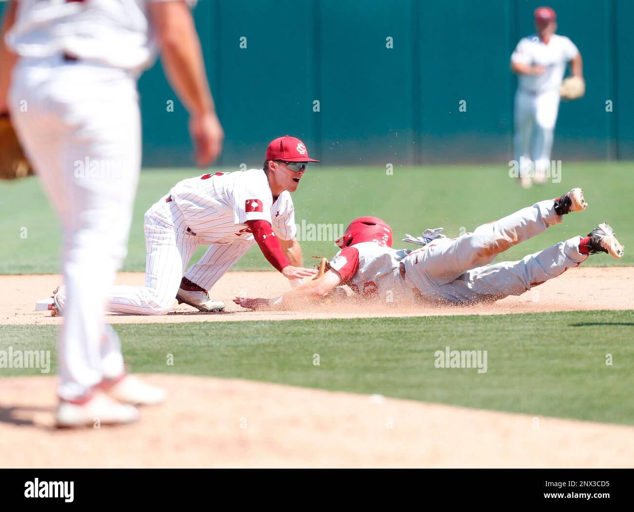 Jun 10, 2018: Arkansas second baseman Carson Shaddy #20 slides safely ...