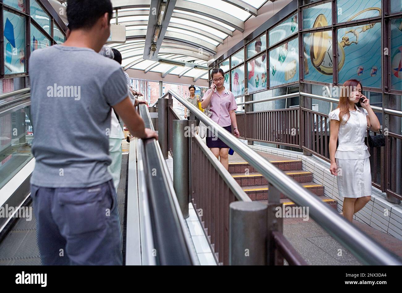Central to Mid Level escalators, Hong Kong, China Stock Photo - Alamy