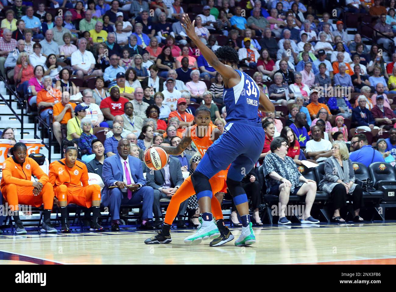 UNCASVILLE, CT - JUNE 09: Minnesota Lynx center Sylvia Fowles (34 ...