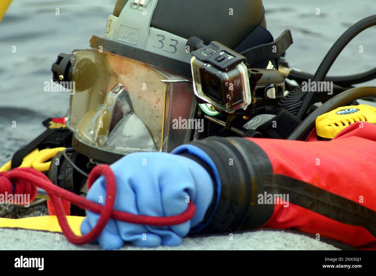 Fire department dive team hi-res stock photography and images - Alamy