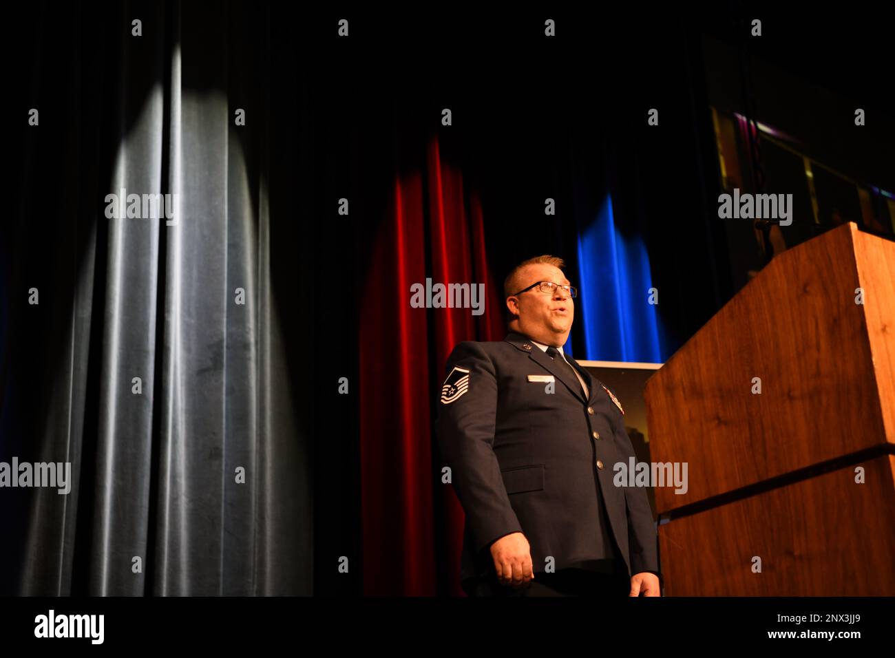 Master Sgt. Ryan Ringwelski of the 133rd Airlift Wing sings the ...
