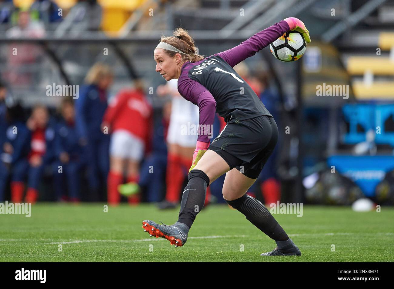 COLUMBUS, OH - MARCH 01: England goalkeeper Karen Bardsley (1) throws ...