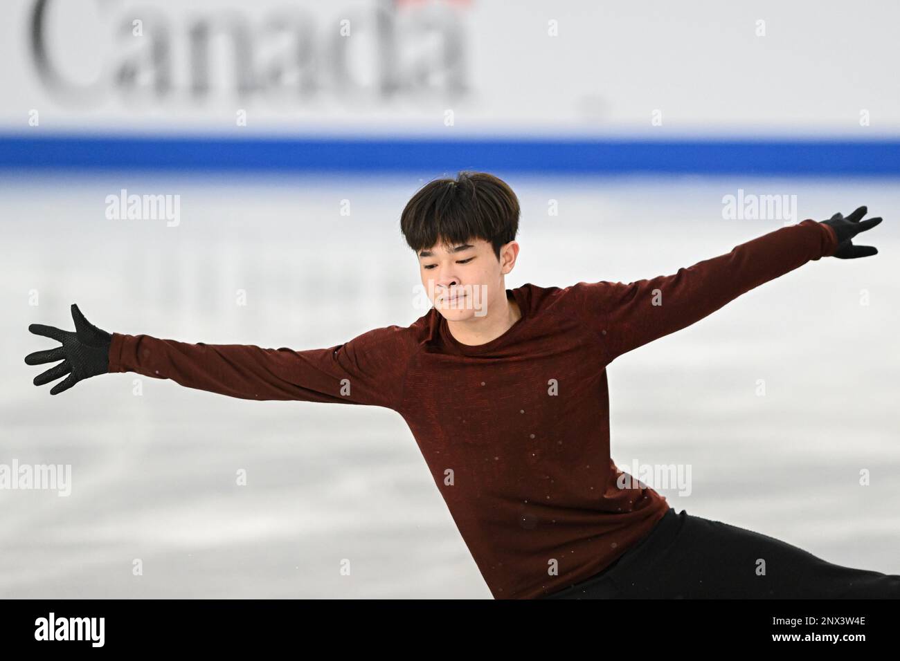 Hyungyeom KIM (KOR), during Men Practice, at the ISU World Junior ...