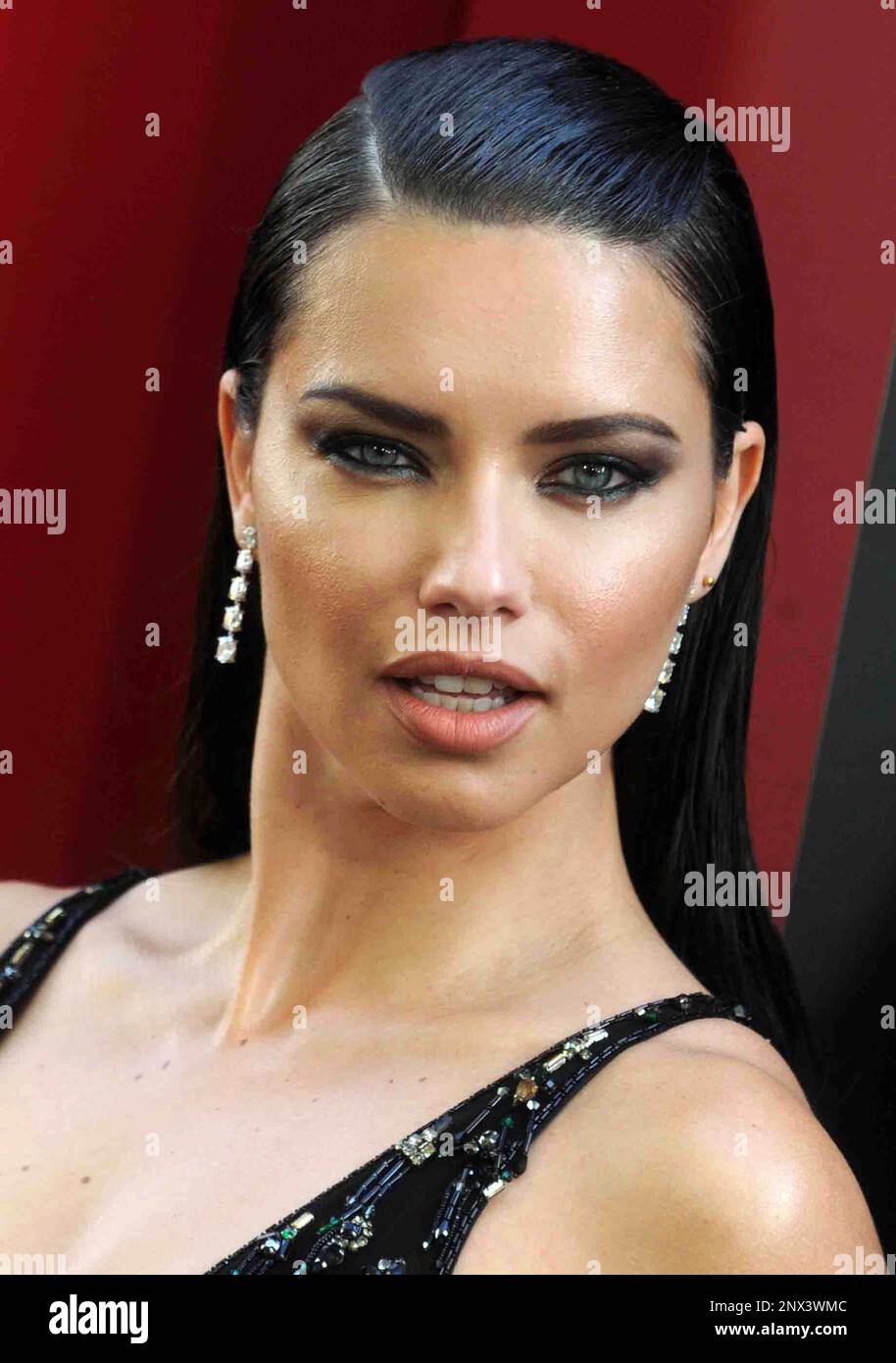 Photo by: Dennis Van Tine/STAR MAX/IPx 2018 6/5/18 Adriana Lima at the ...