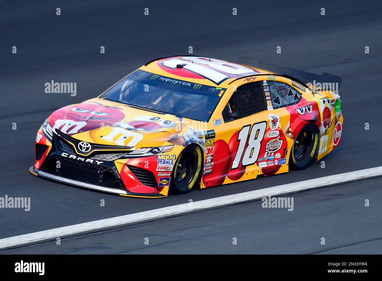 #18: Kyle Busch, Joe Gibbs Racing, Toyota Camry M&M's M&M's Red Nose ...