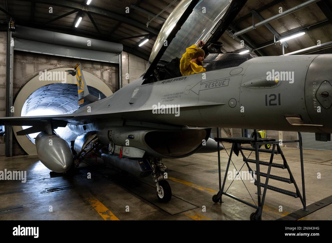 Staff Sgt. Zachary Lester, 8th Maintenance Squadron aerospace ...