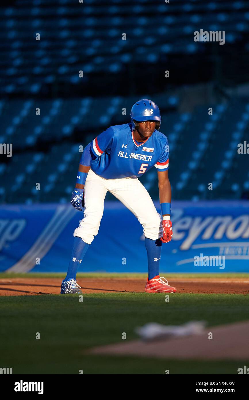 Denzel Clarke (5) of Everest Academy in Pickering, Ontario during the ...
