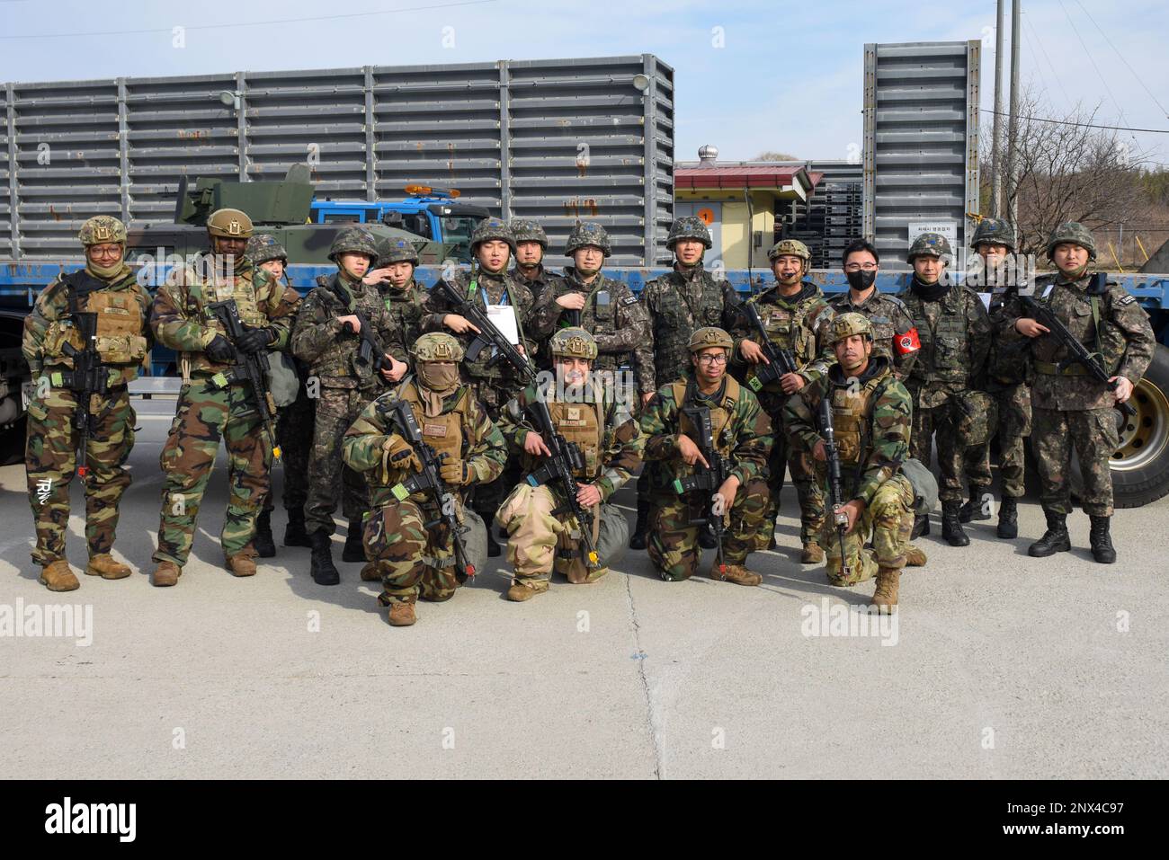 Military police officers and logistics personnel from the Republic of ...