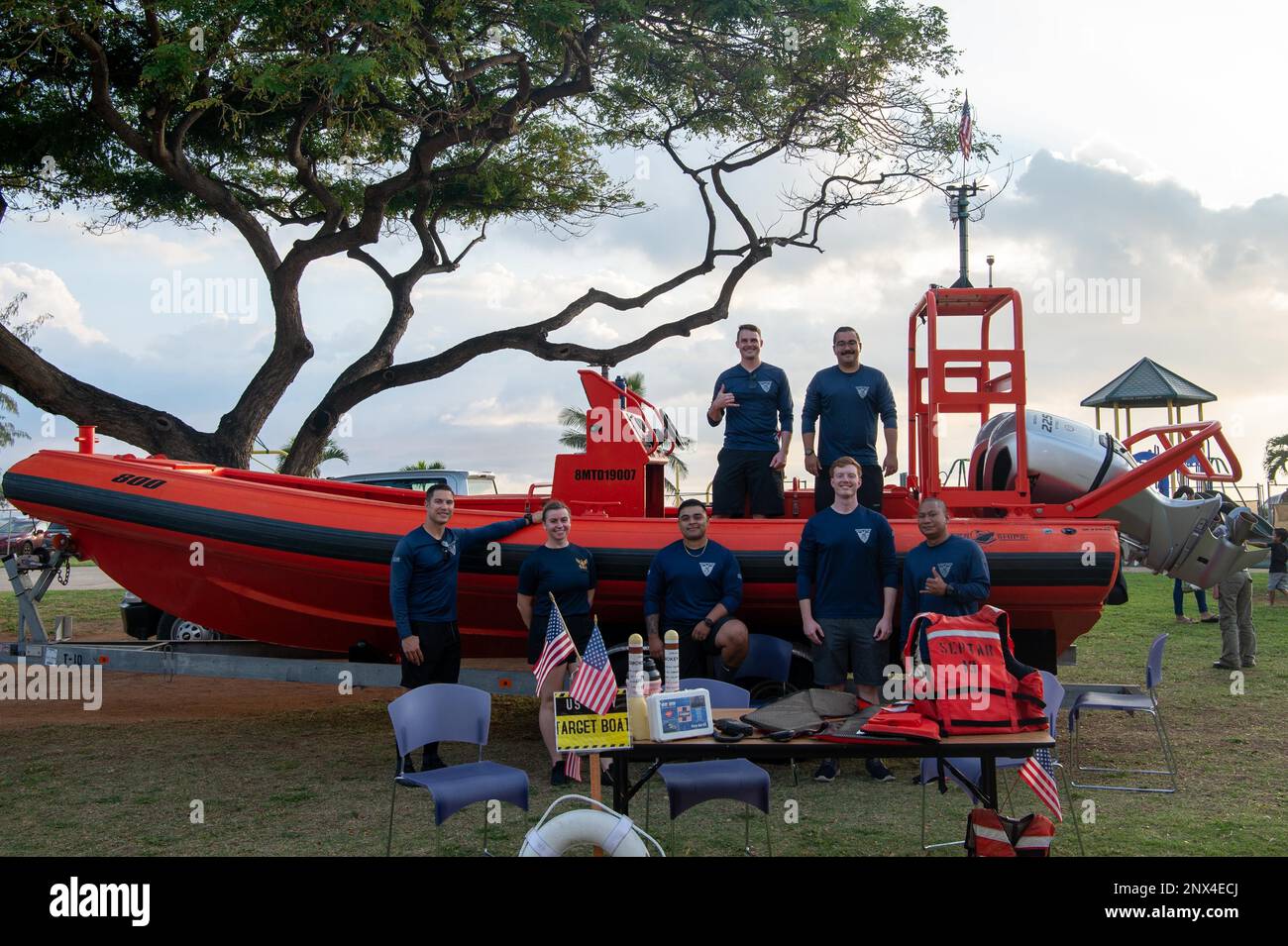 230201-N-LZ409-3018 KEKAHA, Hawai`i (Feb. 1, 2023) Sailors assigned to ...