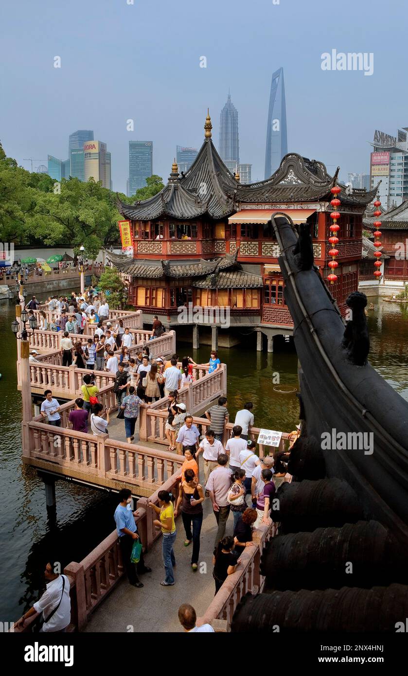 Yu bazar shanghai hi-res stock photography and images - Alamy