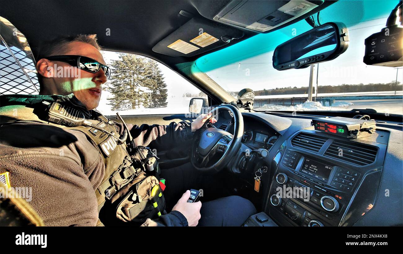 Field Training Officer Jonathan Stephens with the Fort McCoy ...
