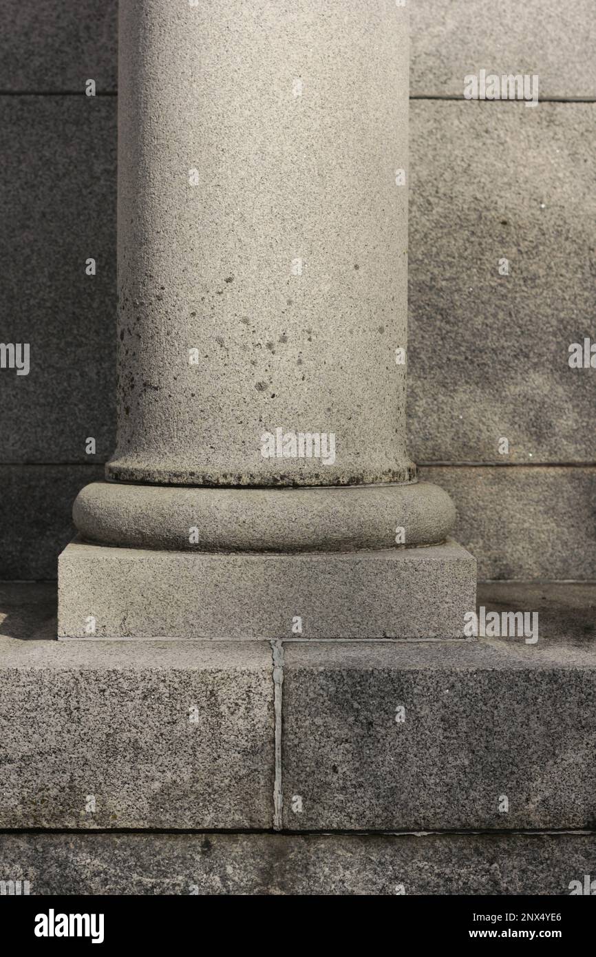 A minimalist view of a simple classical column base Stock Photo - Alamy