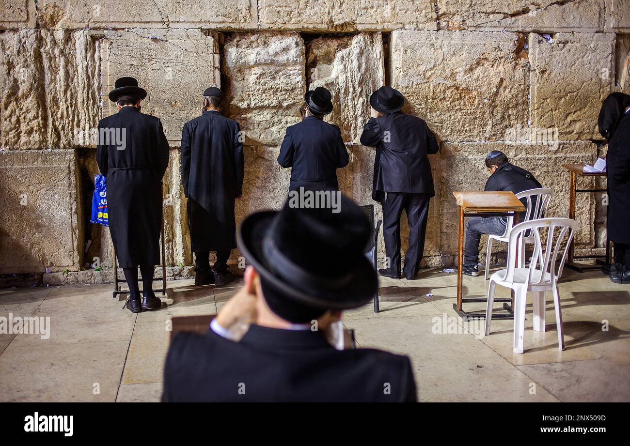 men's prayer area, men praying at the Western Wall, Wailing Wall ...