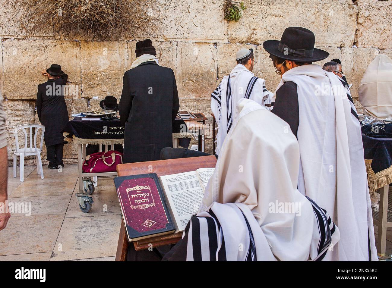men's prayer area, men praying at the Western Wall, Wailing Wall ...