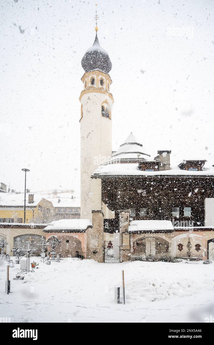 San candido, snow hi-res stock photography and images - Alamy