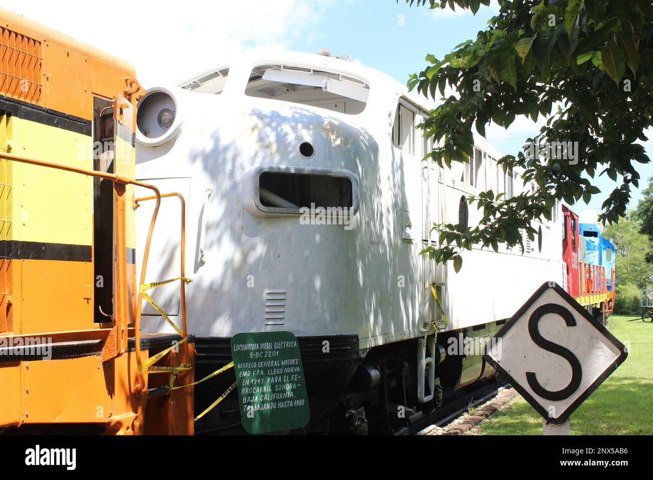 MERIDA, MEXICO - OCTOBER 5, 2016 Yucatan Railway Museum with train ...