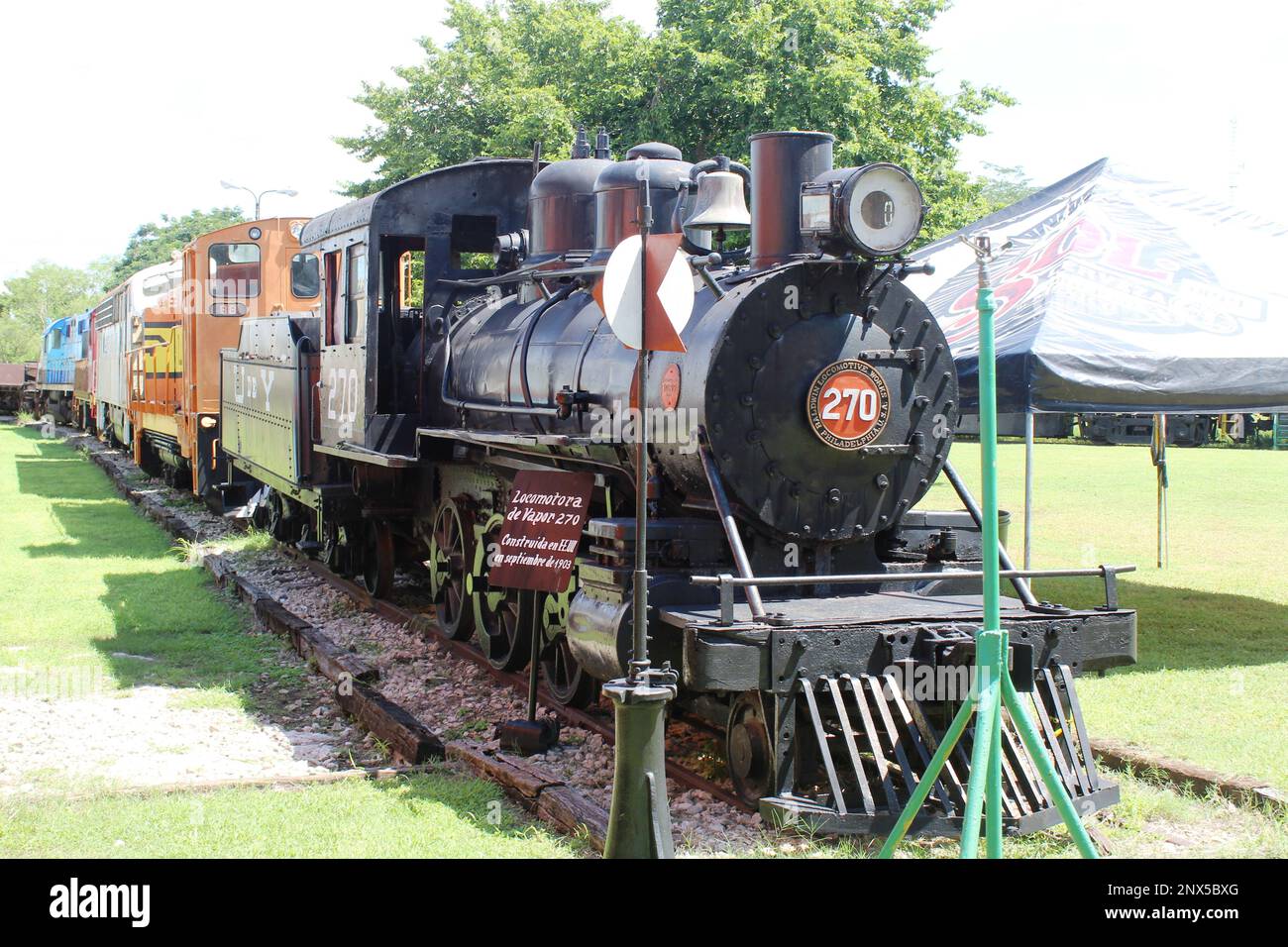 MERIDA, MEXICO - OCTOBER 5, 2016 Yucatan Railway Museum with train ...
