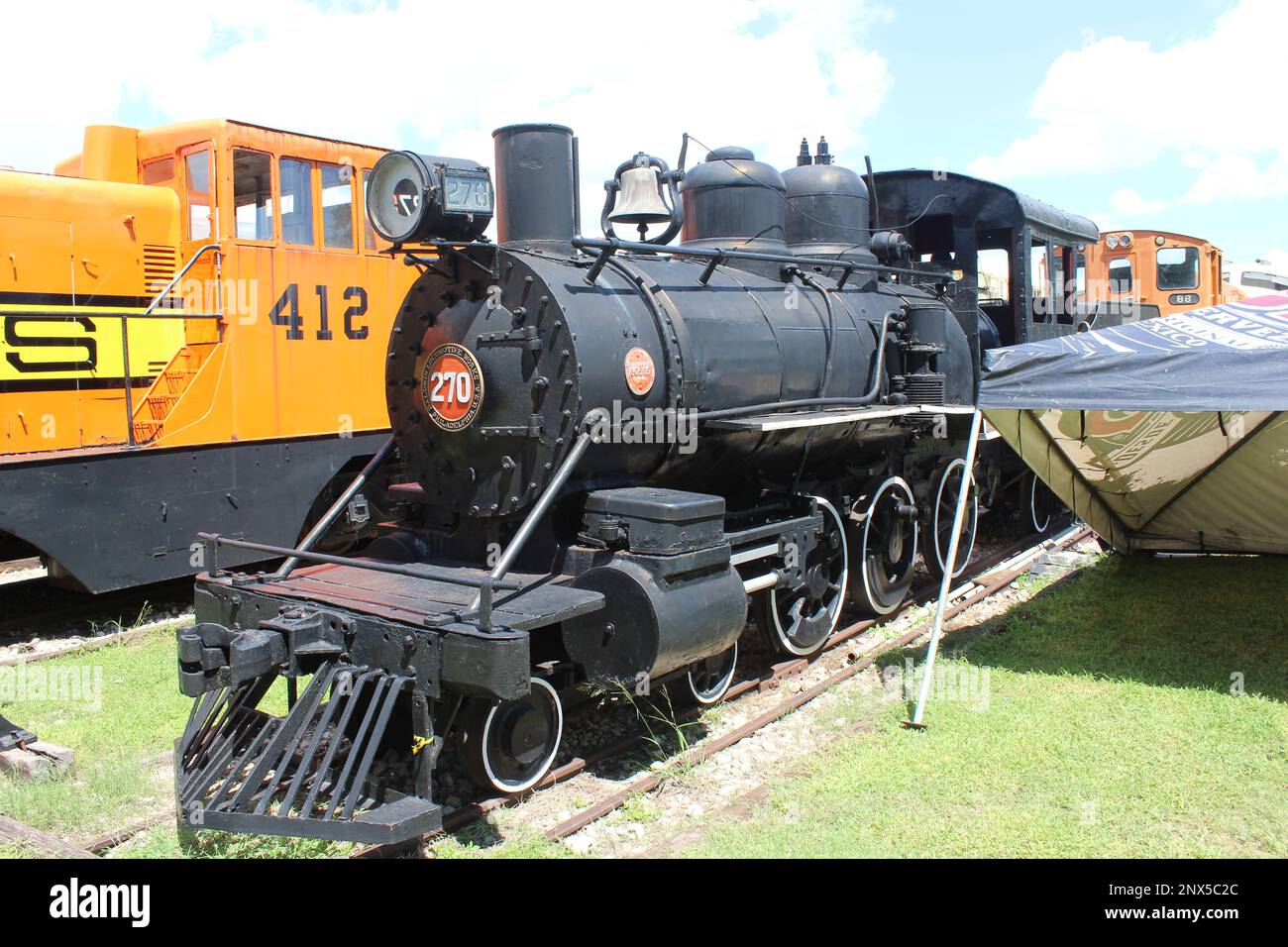 MERIDA, MEXICO - OCTOBER 5, 2016 Yucatan Railway Museum with train ...