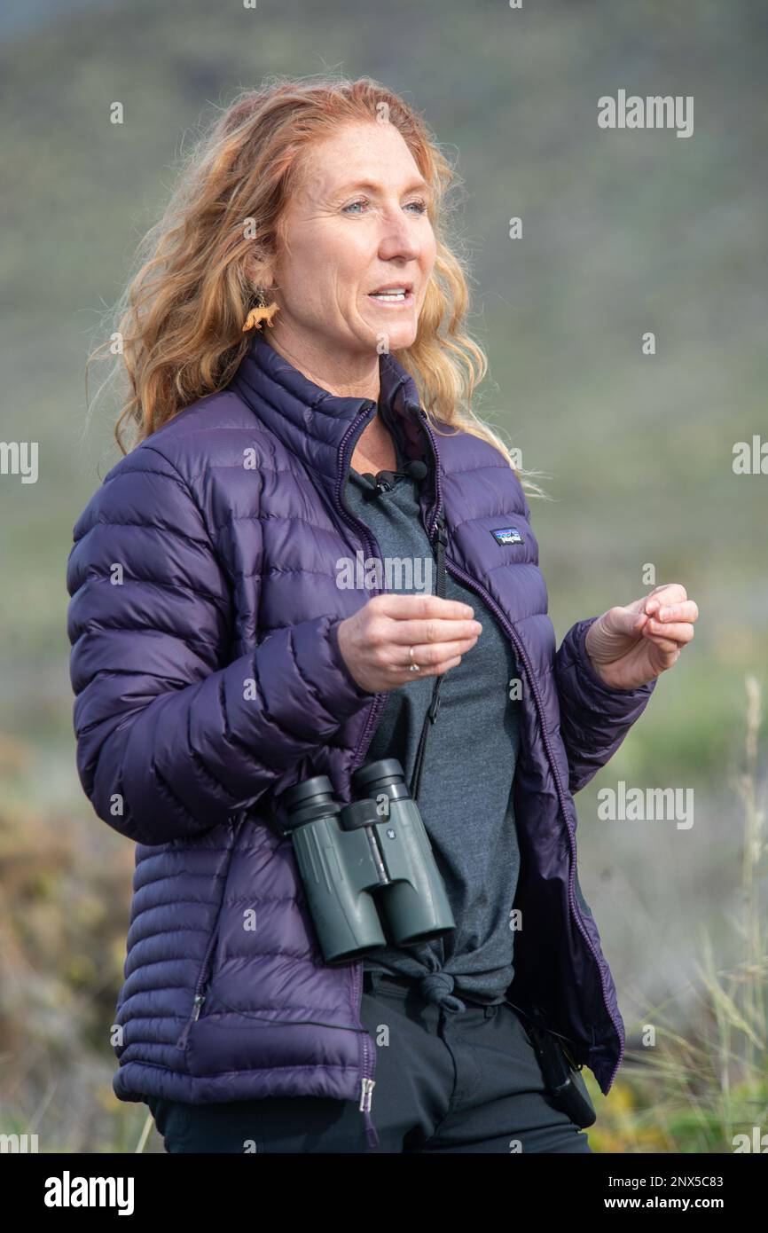 230112-N-EV253-1099 SAN DIEGO (Jan. 12, 2023) – Wildlife biologist ...