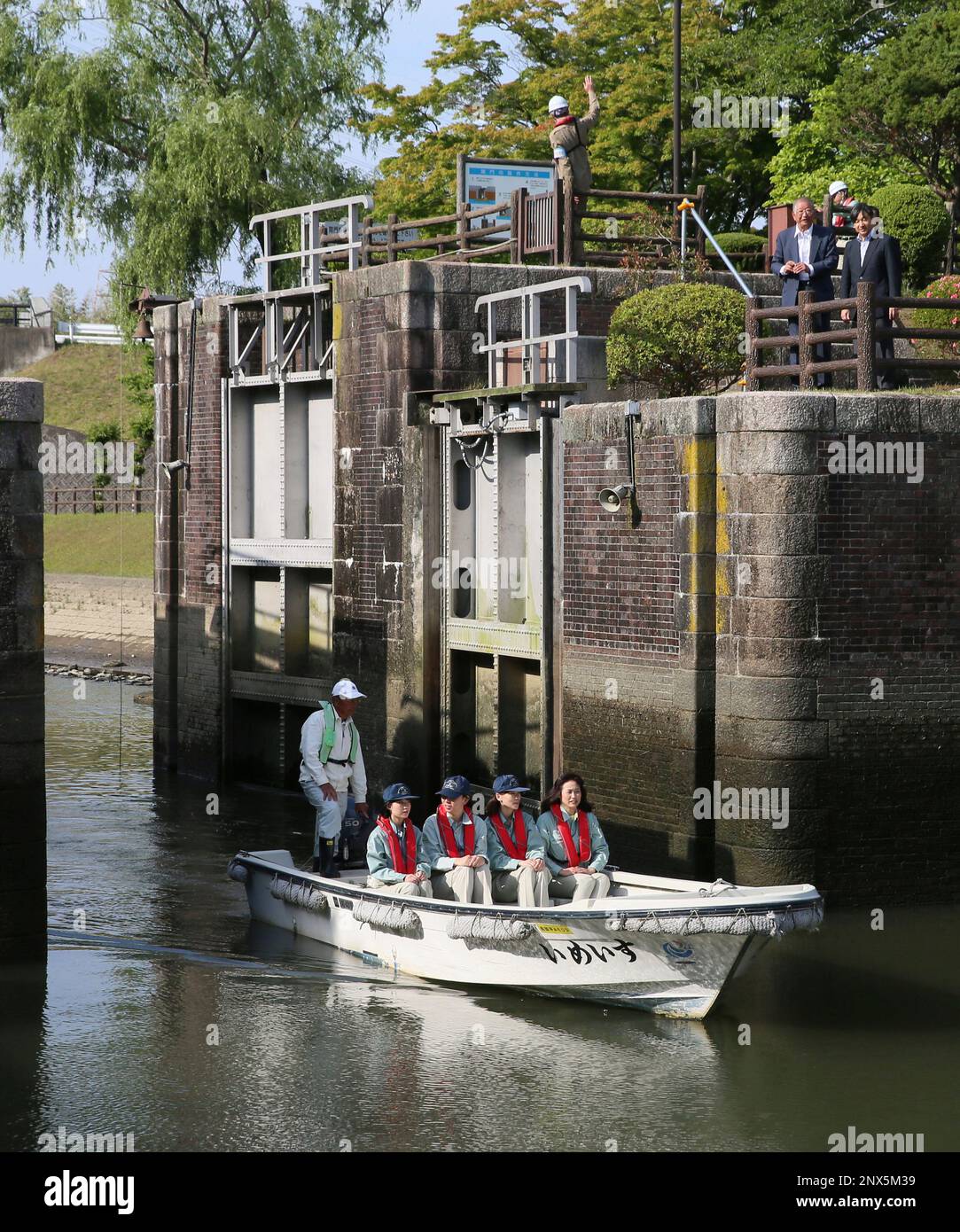 Japan's Crown Prince Naruhito views the National Important cultural ...