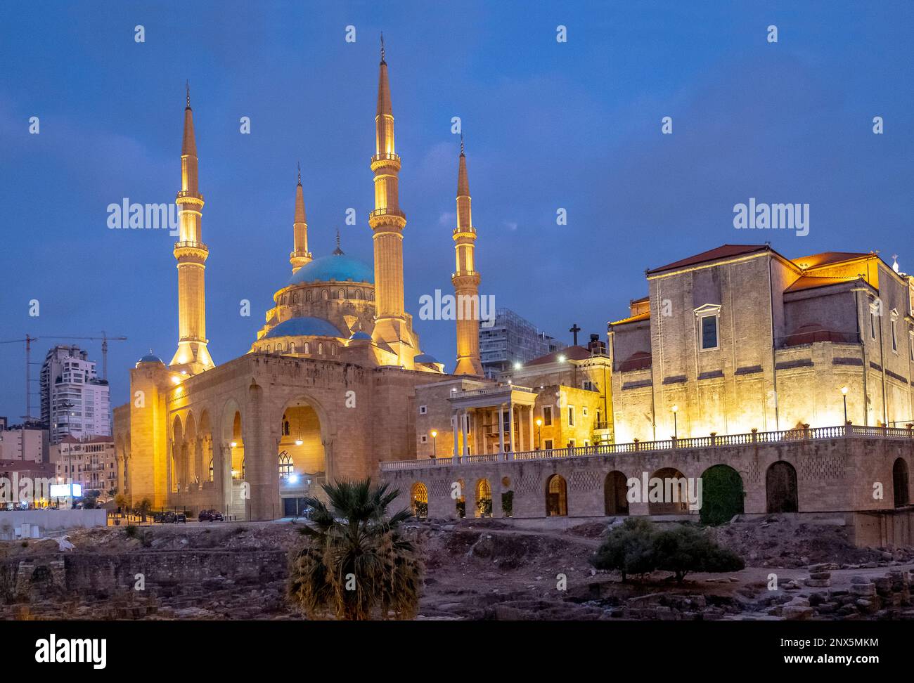 Roman forum, Mohammad Al-Amine Mosque and at right Saint Georges ...