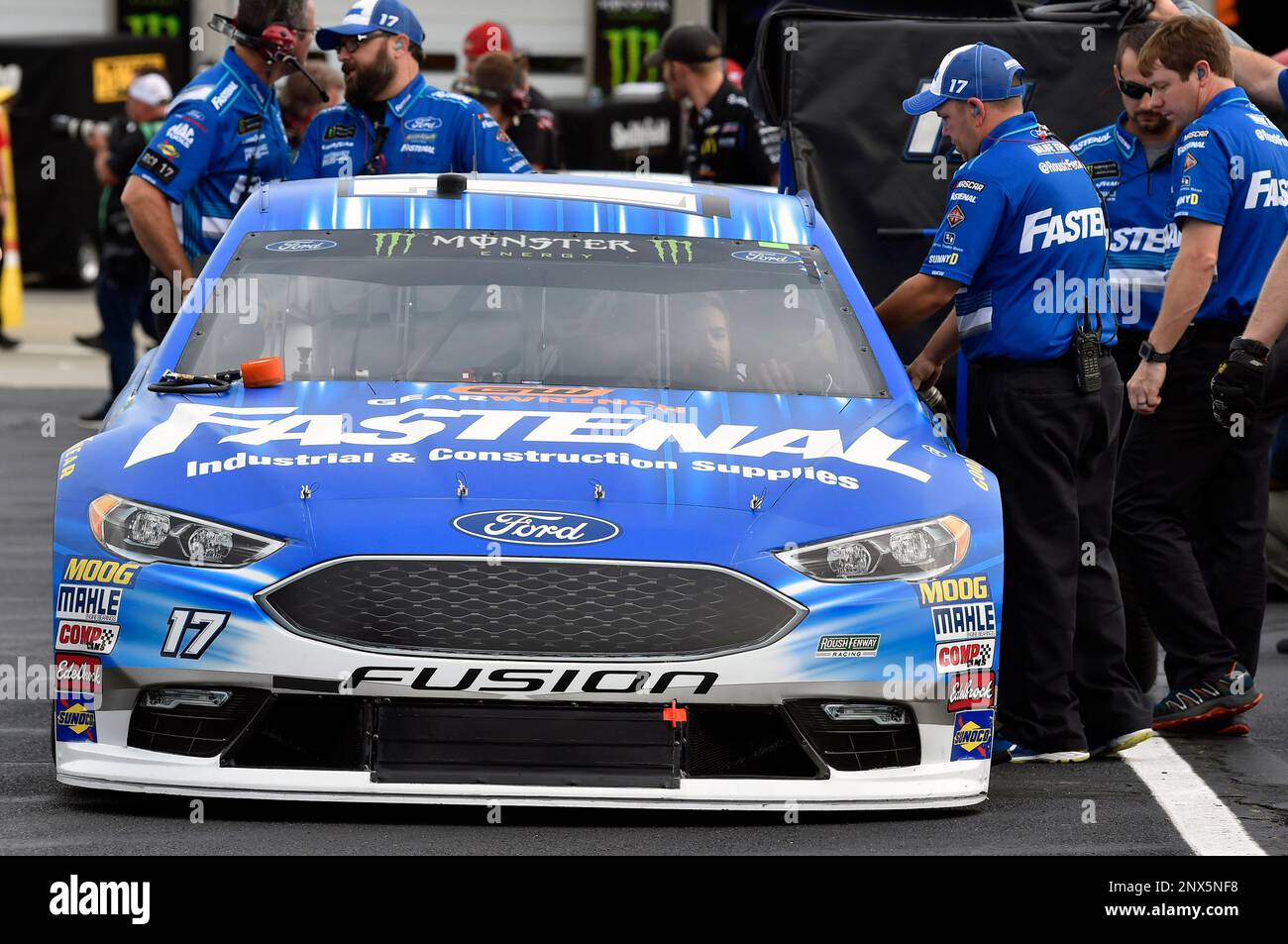 #17: Ricky Stenhouse Jr., Roush Fenway Racing, Ford Fusion Fastenal ...
