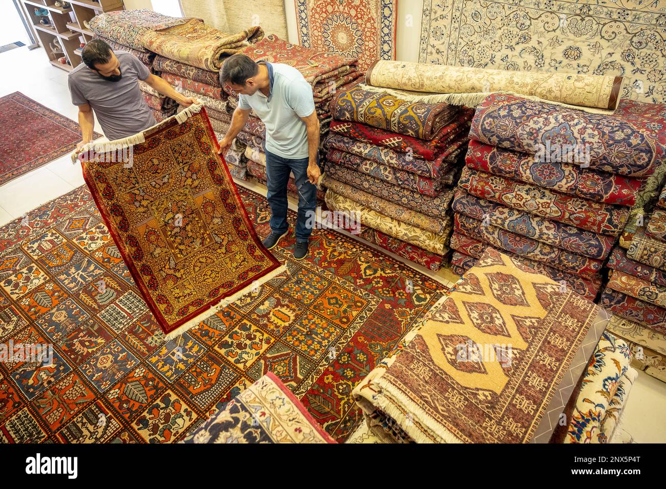 Jaafarian Carpets, handmade Persian carpets, in Madame Curie street ...