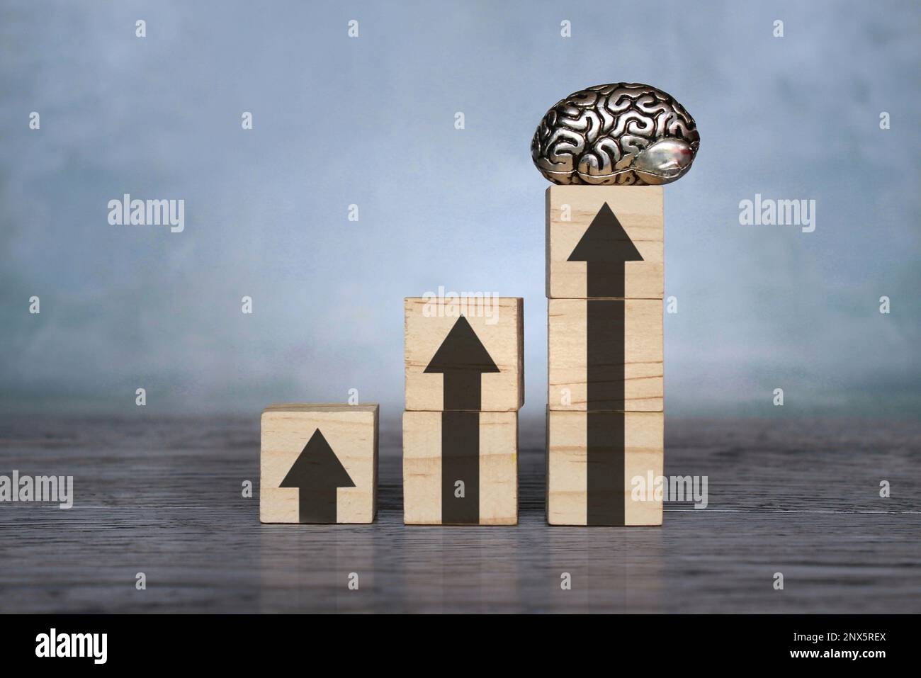 Brain and upward arrow. Upgrade mindset, self-improvement and personal ...