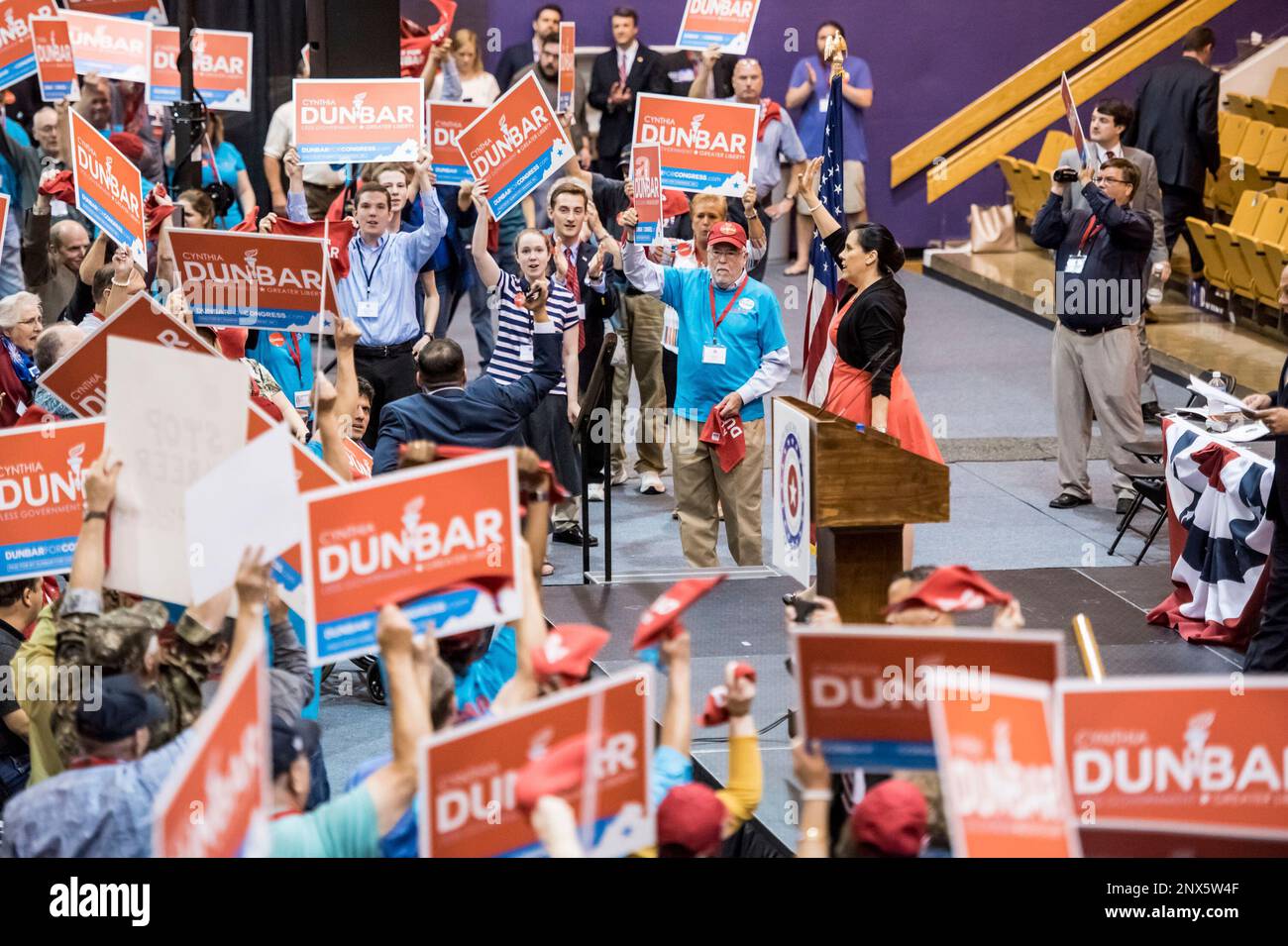 Republican House of Representatives hopeful Cynthia Dunbar waves to ...