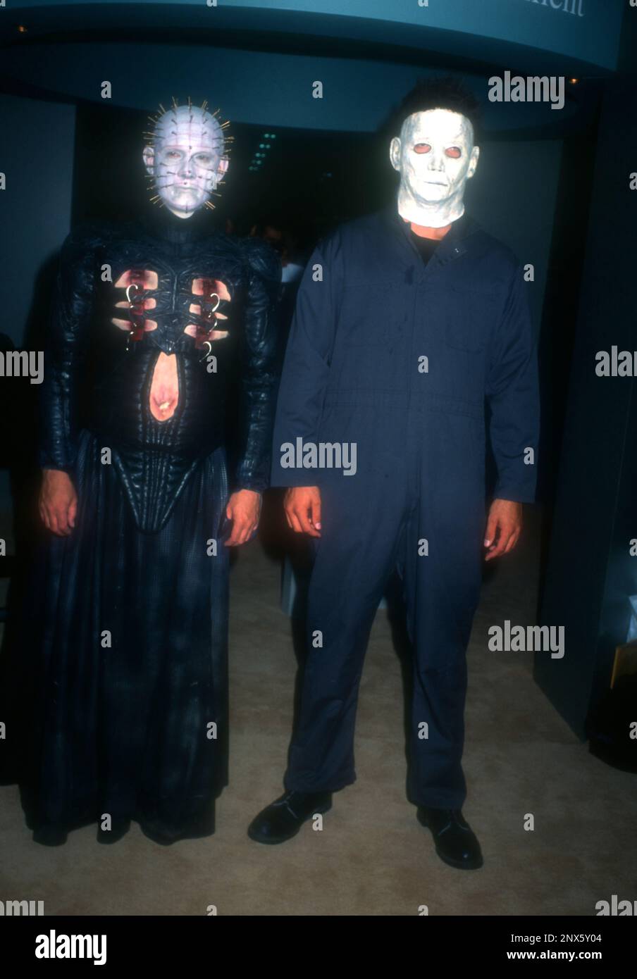 Michael Myers Vs Pinhead