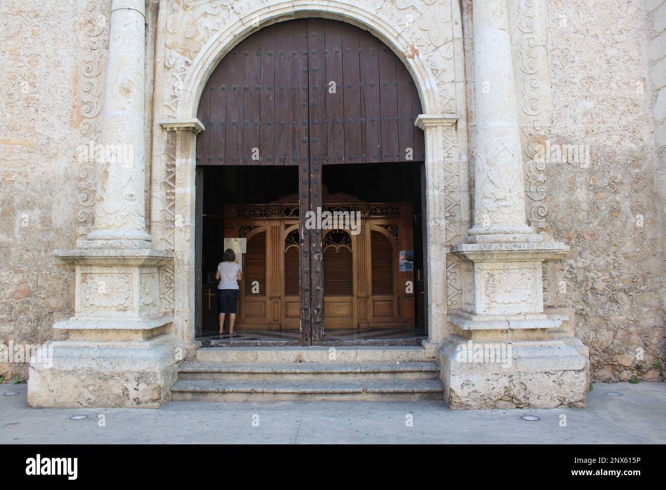 MERIDA, MEXICO - OCTOBER 1, 2016 Iglesia de Jesus (Church of Jesus) on ...