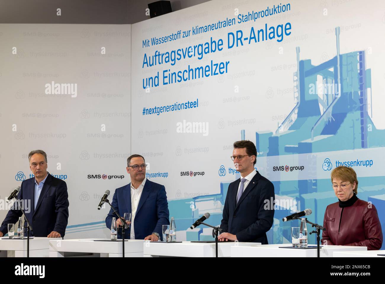 Duisburg, Germany. 01st Mar, 2023. Burkhard Dahmen (l-r), CEO SMS Group ...