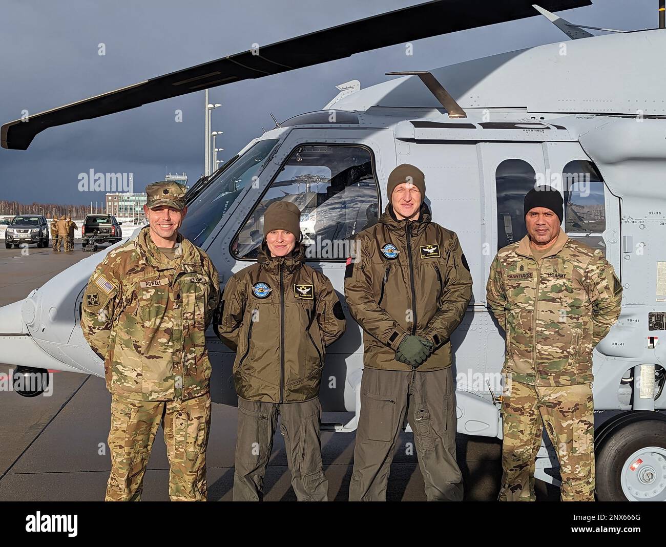 U.S. Army Lt. Col David Powell, left, Commander of 2nd Battalion, 501st ...