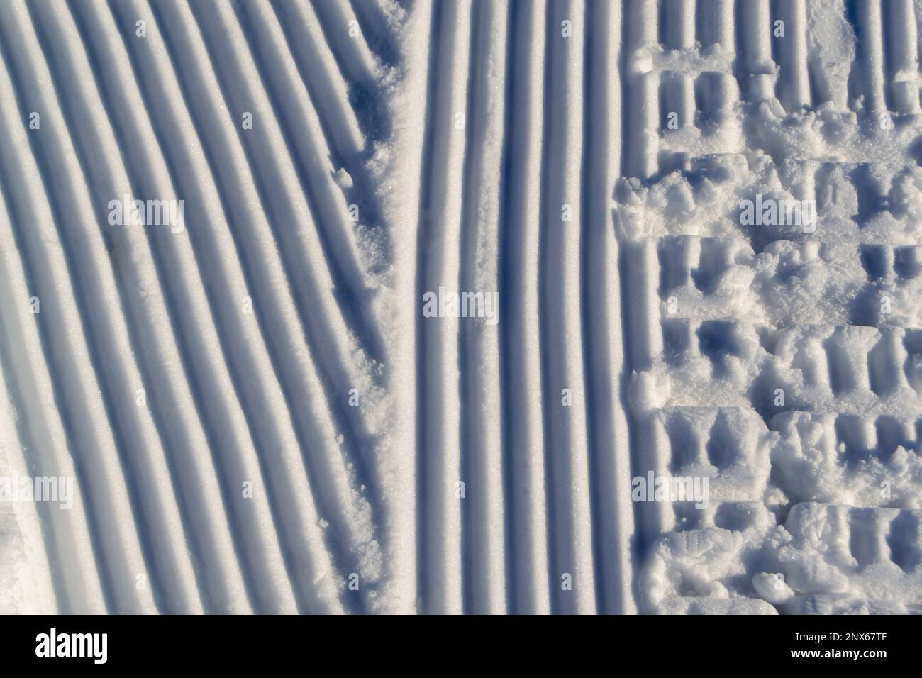 Snowplow marks hi-res stock photography and images - Alamy