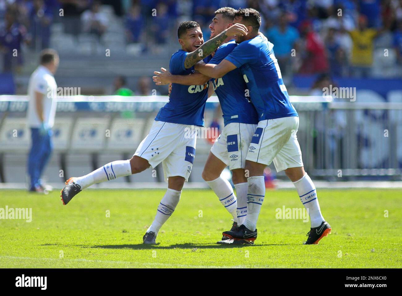 Cruzeiro x Sport - Cruzeiro player celebrates his goal with players of ...