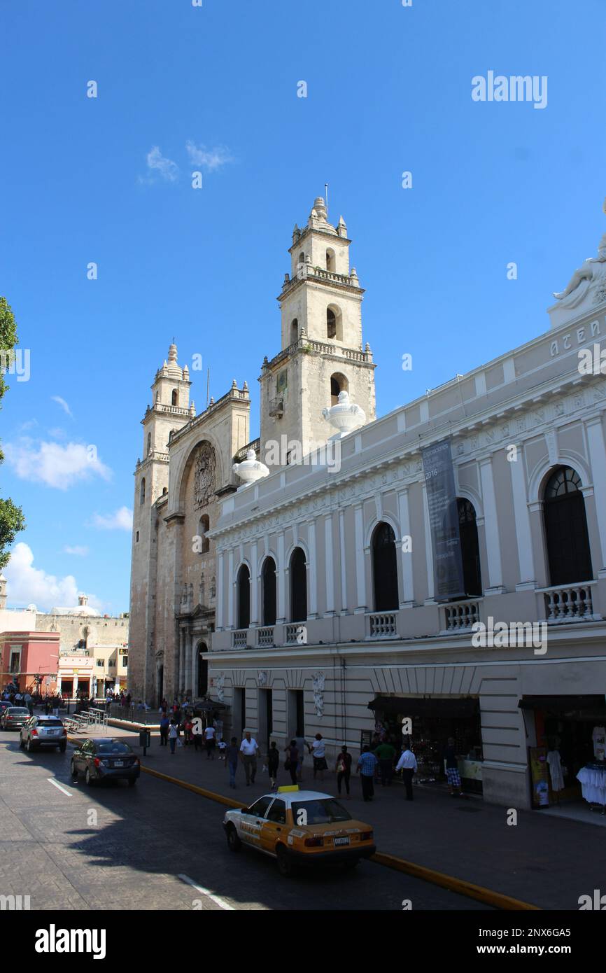 MERIDA, MEXICO - OCTOBER 21, 2016 Catedral de Mérida - San Ildefonso ...