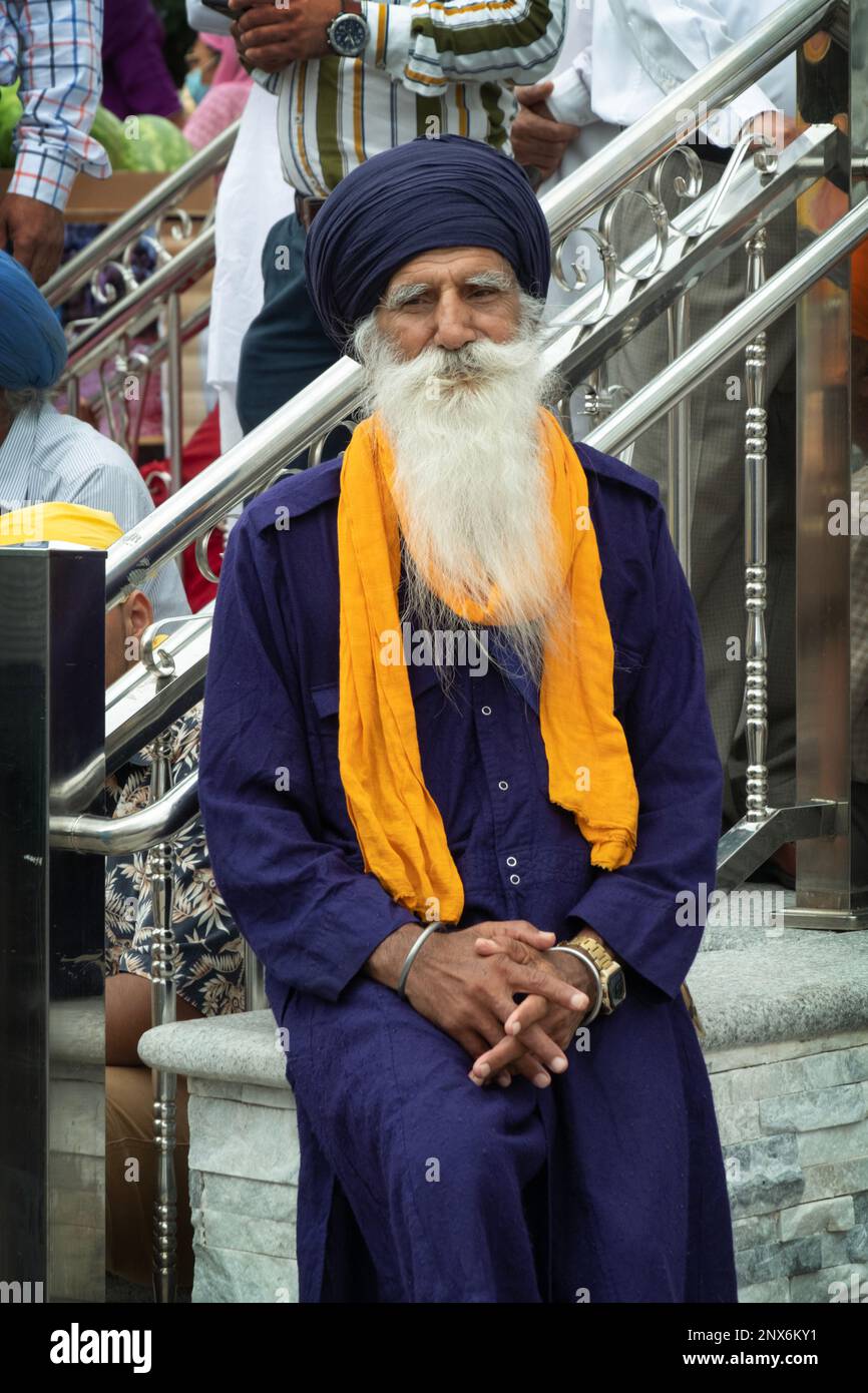 Blue dastar hi-res stock photography and images - Alamy